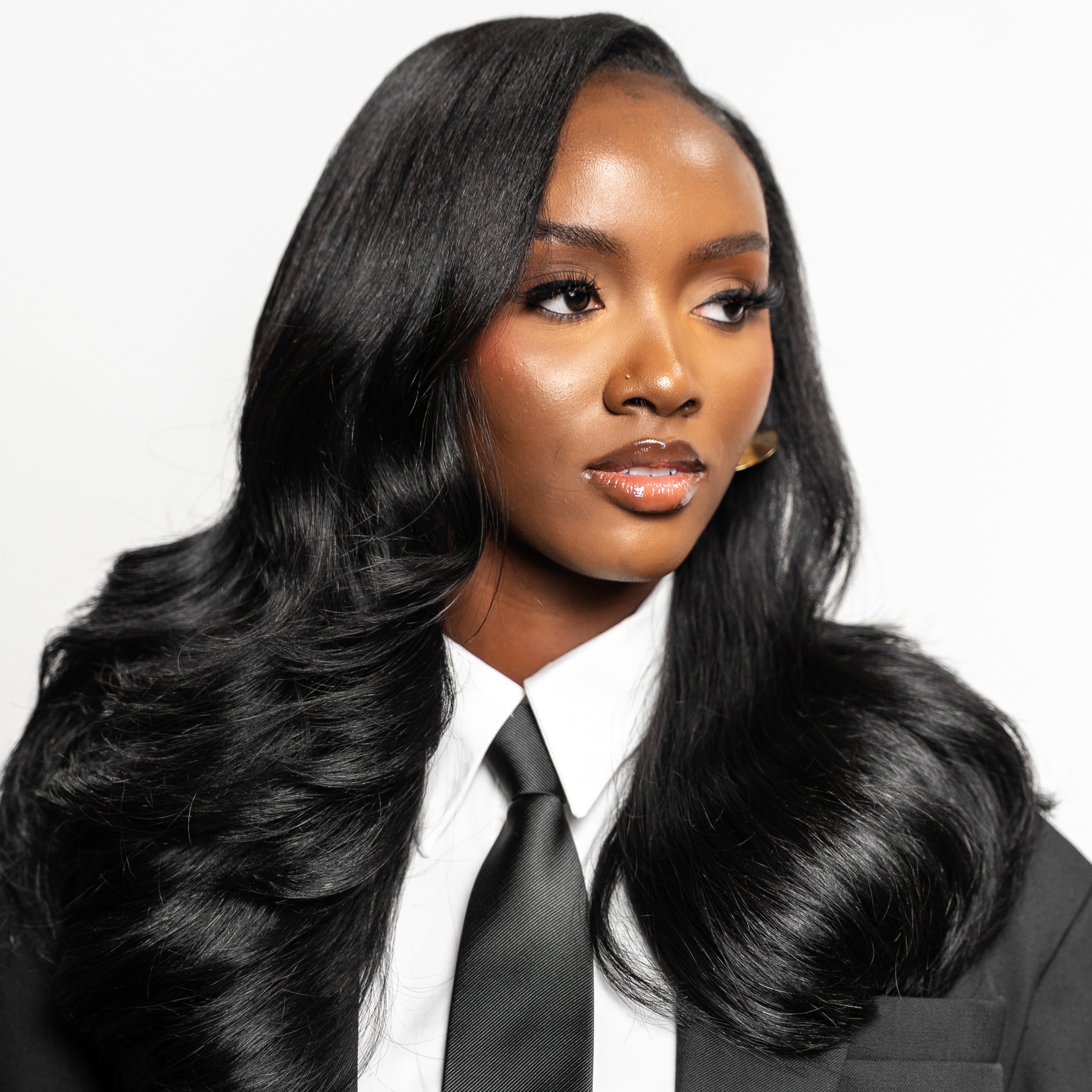 Why Yummy Raw LAO Wavy Hair Extensions Are the Best Long-Lasting Choice
